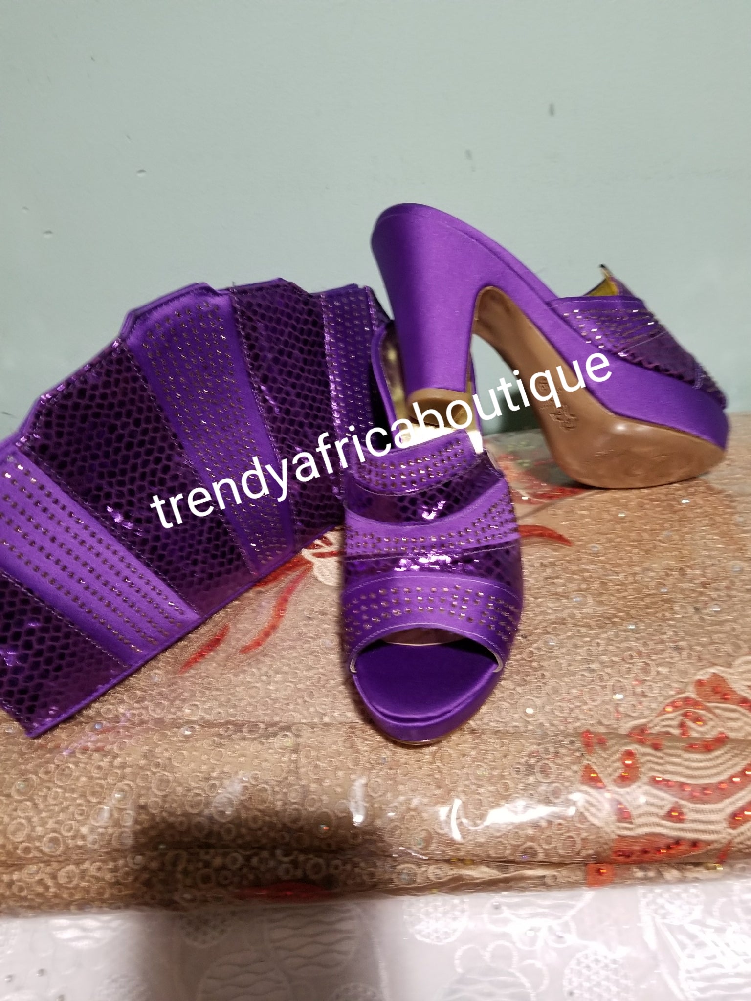 Size 38 Purple Italian Slipper platform shoe and matching purse. Sold ...